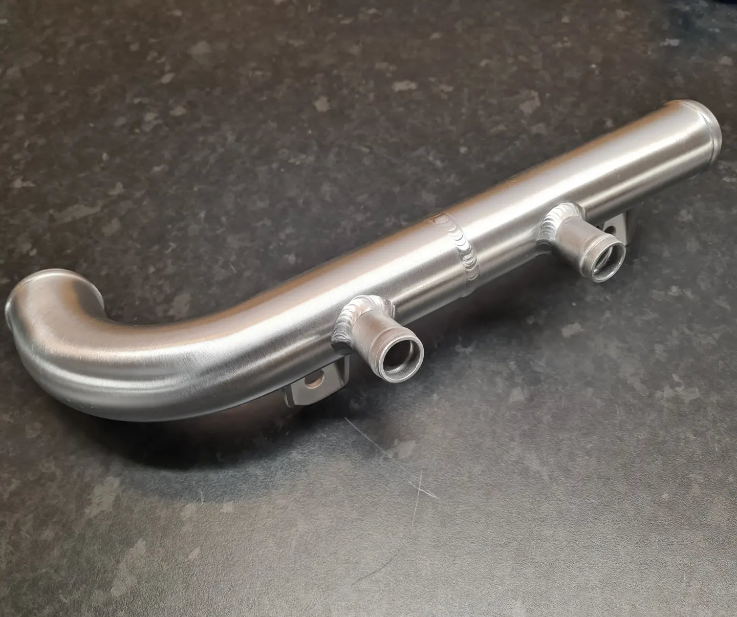 Focus ST170 crossover water pipe – Tigworx